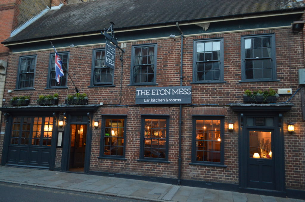 Tourist Pub Walk around Windsor and Eton – Loyalty Traveler